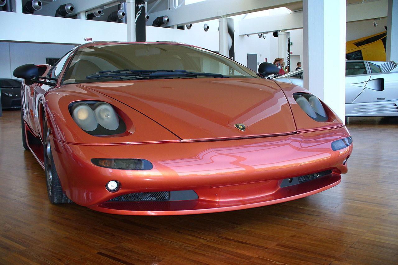 High-Resolution Lamborghini 1999 edition Canto Photos