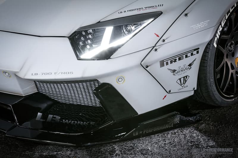 High-Resolution Lamborghini Aventador Photos