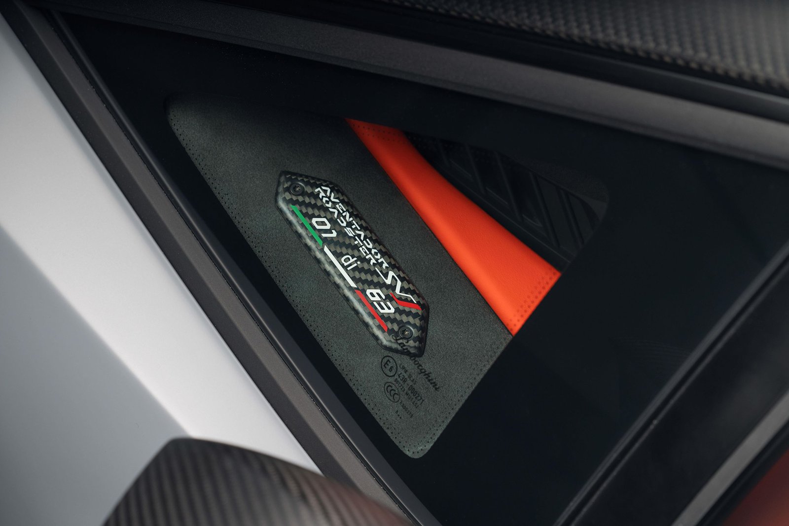 Lamborghini Aventador SVJ Roadster 63: Review, Price & Specs ...