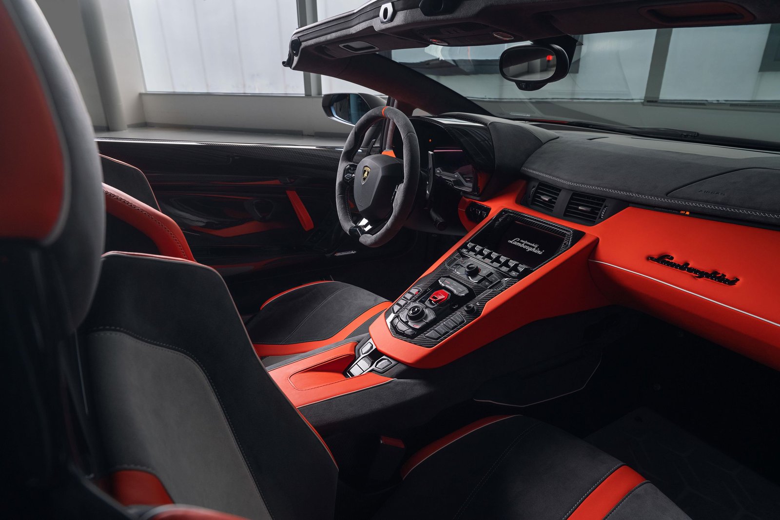 Lamborghini Aventador SVJ Roadster 63: Review, Price & Specs ...