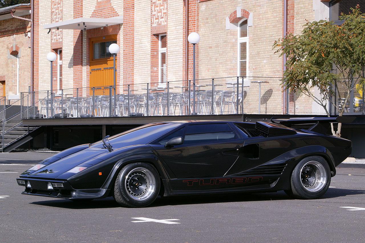 High-Resolution Lamborghini Countach Turbo S Photos