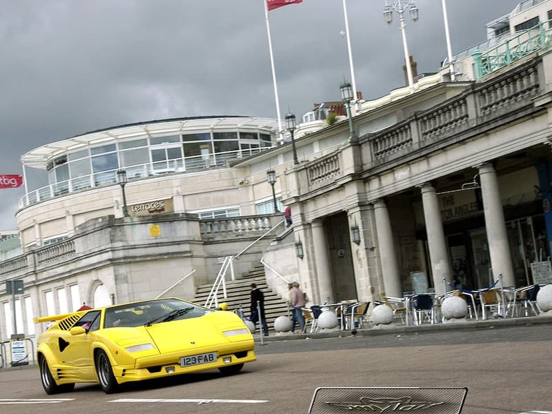 High-Resolution Lamborghini Countach Photos