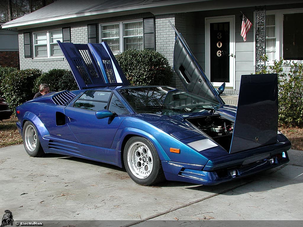 High-Resolution Lamborghini Countach Photos