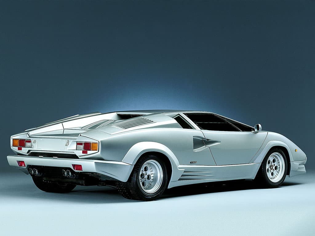 High-Resolution Lamborghini Countach Photos