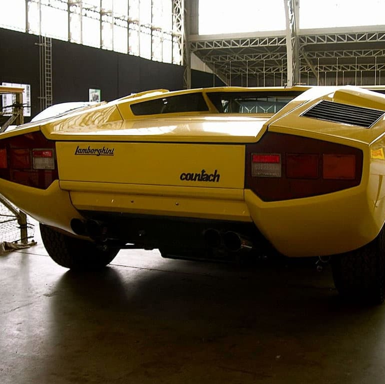 High-Resolution Lamborghini Countach LP400 Photos