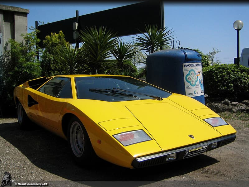 High-Resolution Lamborghini Countach LP400 Photos