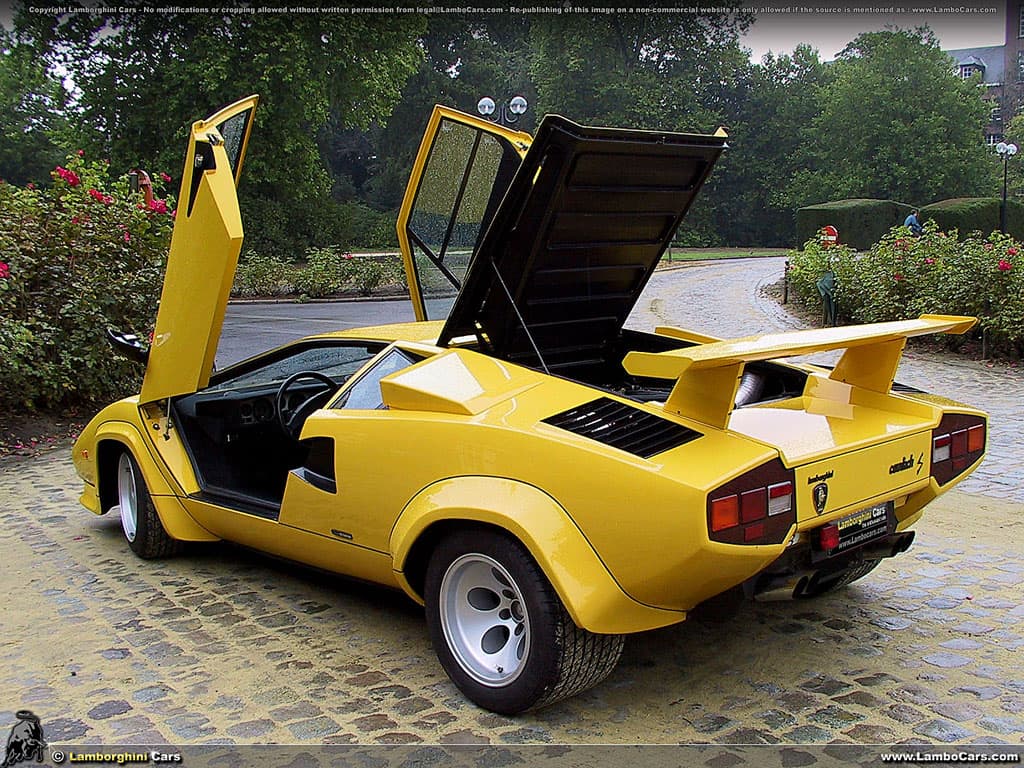 High-Resolution Lamborghini Countach LP400 S Photos