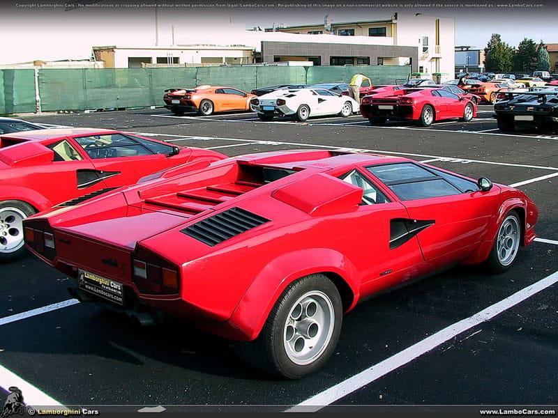 High-Resolution Lamborghini Countach LP400 S Photos