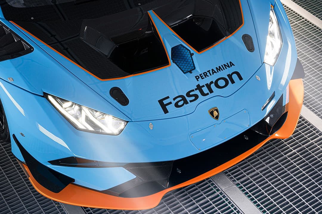 Lamborghini Unveils Sto Livery On The Super Trofeo Evo - LamboCARS