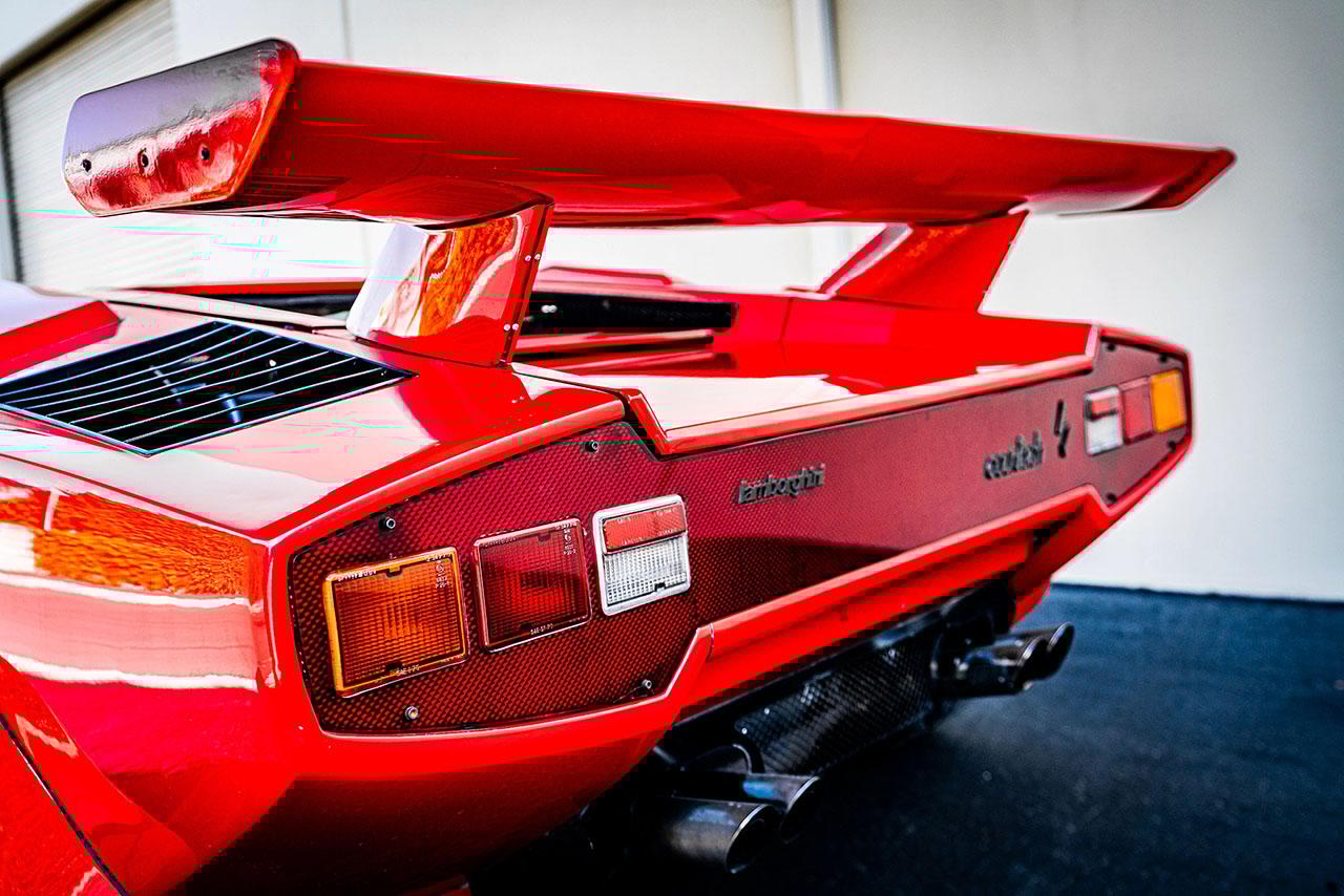 Lamborghini Countach vs Diablo: A Comparative Analysis - LamboCars