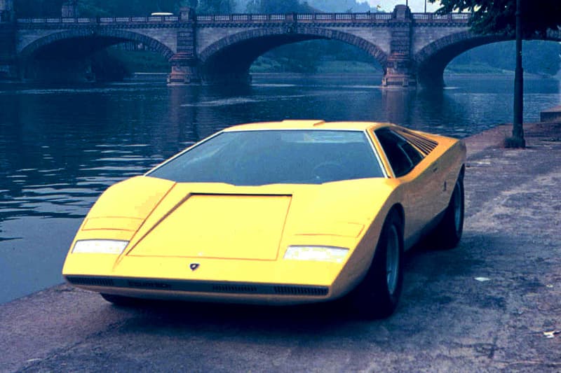 High-Resolution Lamborghini Countach prototype Photos
