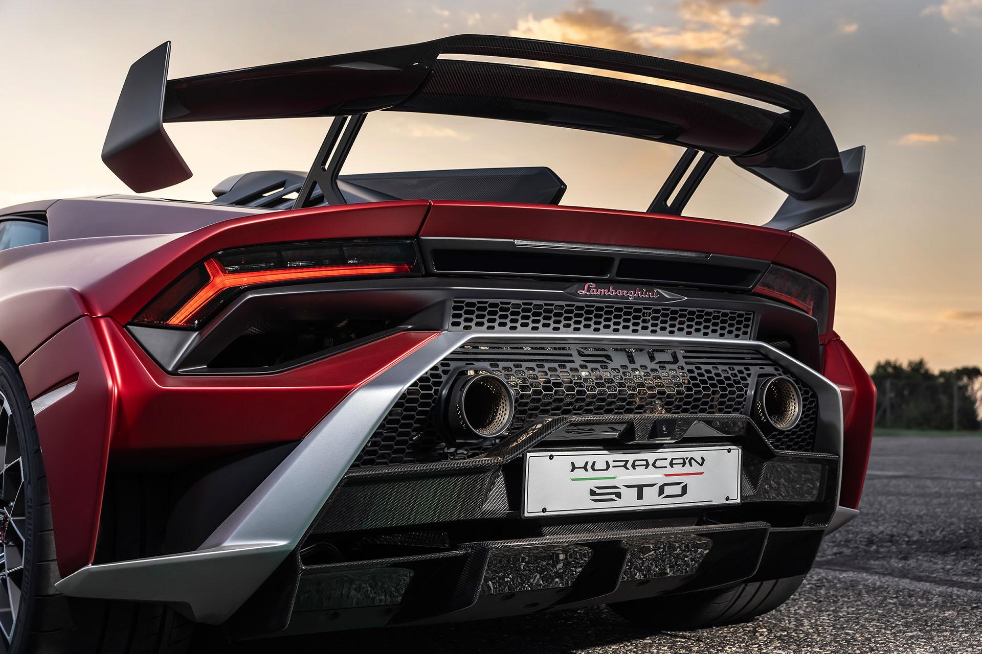 Huracán STO unleashed – Pictures & Gallery - LamboCars