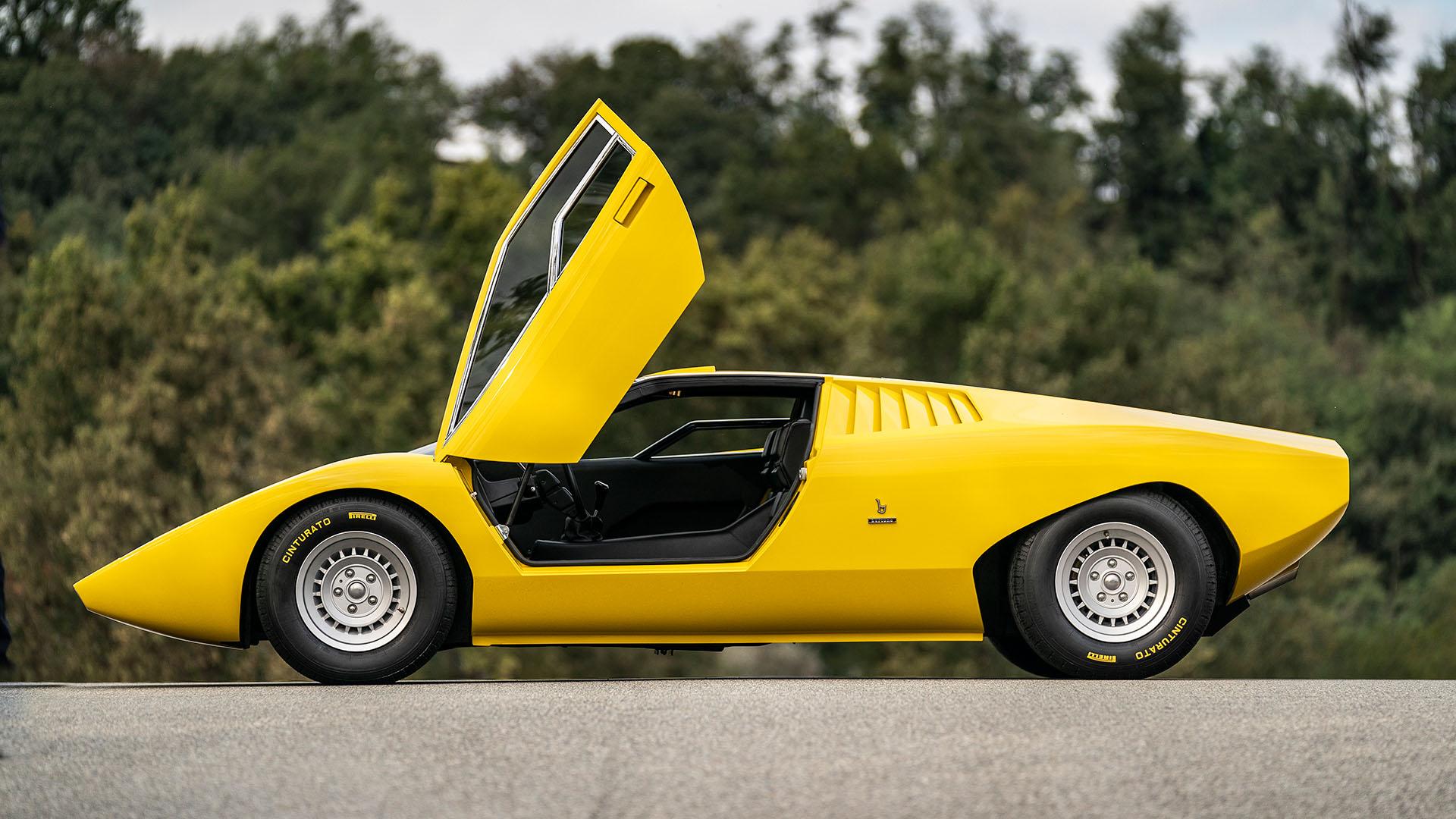 Countach LP 500: The Shakedown, an event at the Vizzola Ticino ...