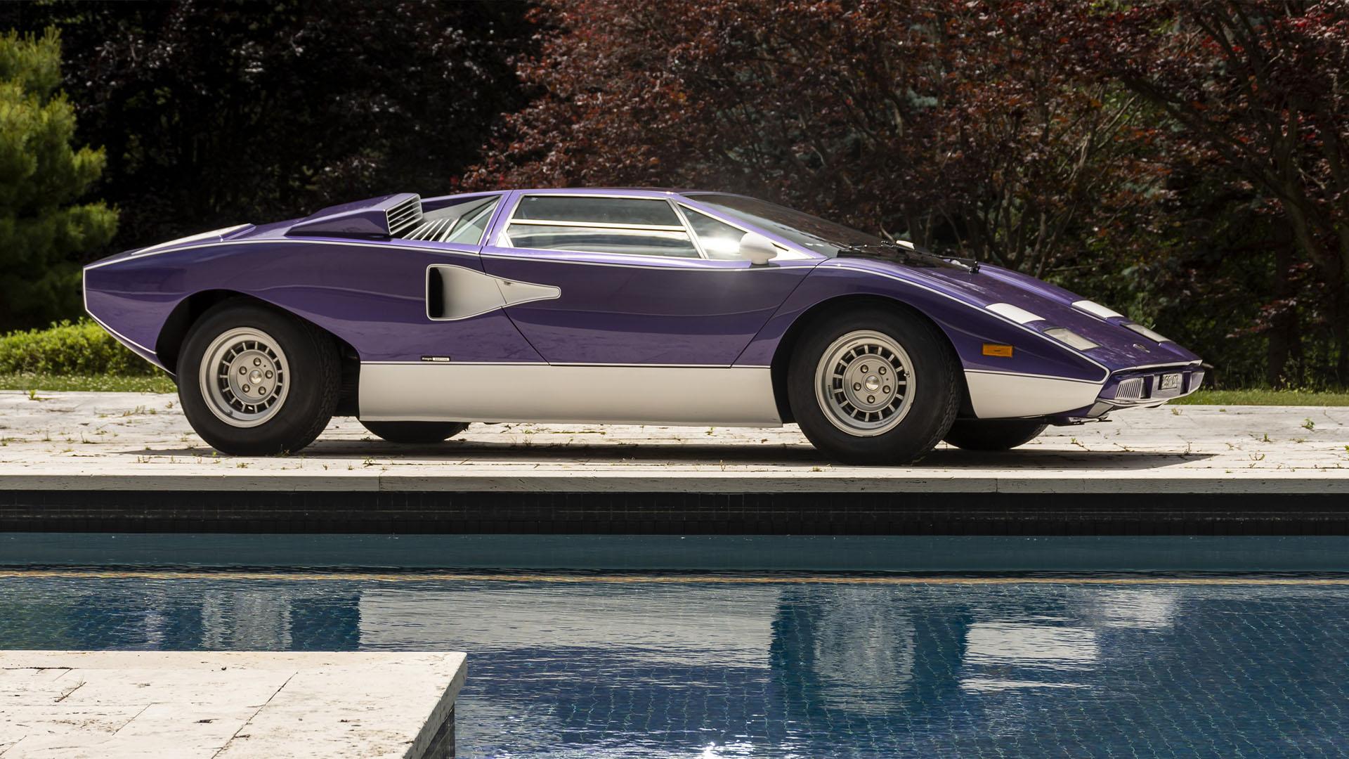 Viola Salchi, a rare color on the Countach LP400 - LamboCars