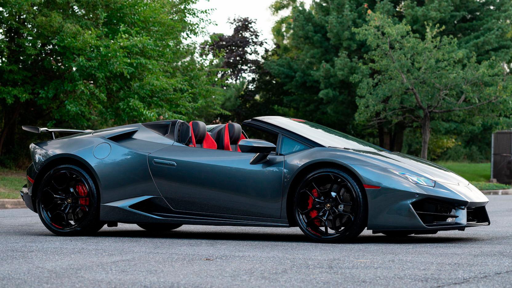 Coupe vs Convertible: A Deeper Dive - LamboCARS