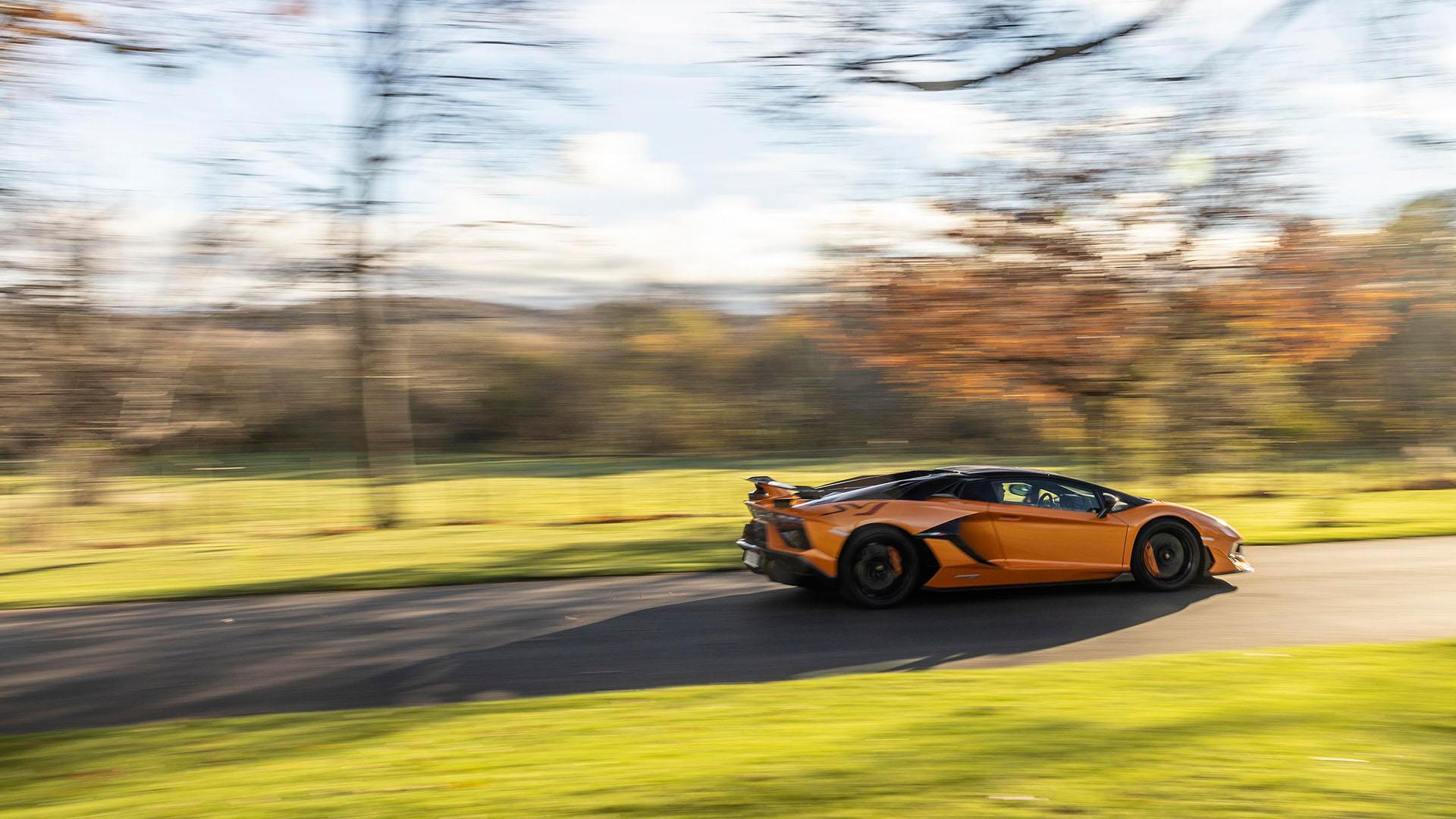 Lamborghini discovers perfect driving routes in Scotland - LamboCARS