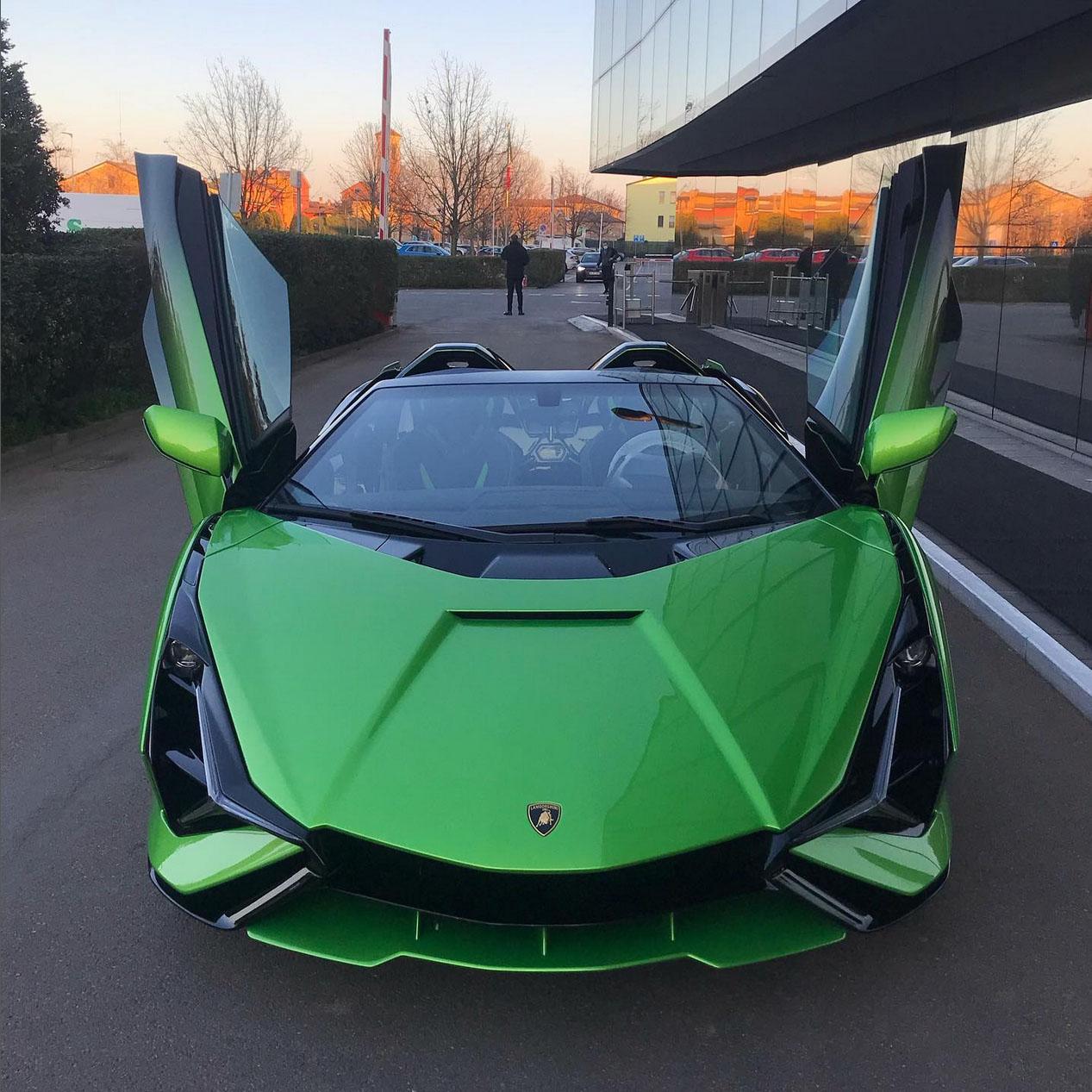 It's official, the last Lamborghini Sian is delivered - LamboCars
