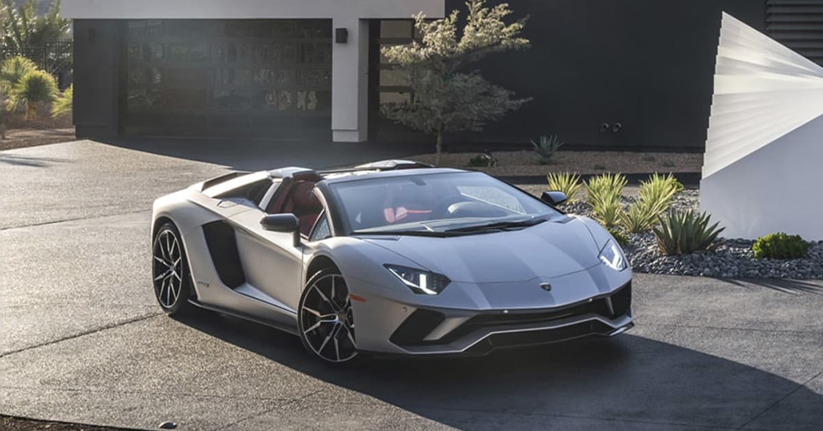 Can You "Time the Market" When Buying a Used Lamborghini? - LamboCars
