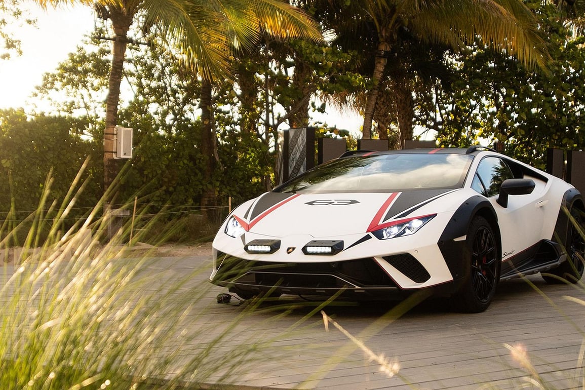 Huracán Sterrato debuts at the Lamborghini Beach Lounge in Miami ...