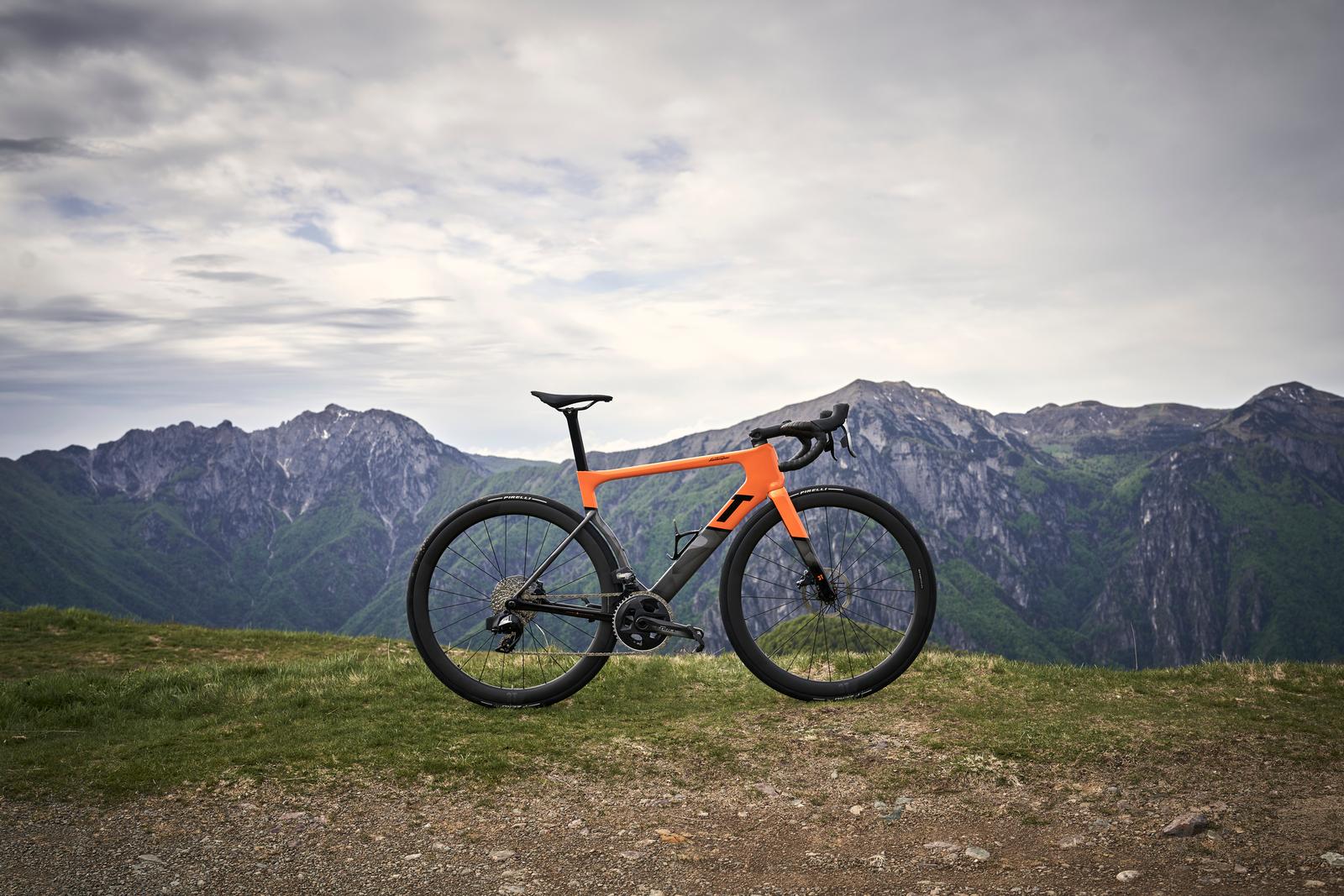 Lamborghini unveils 2 new high-end road bikes - LamboCars