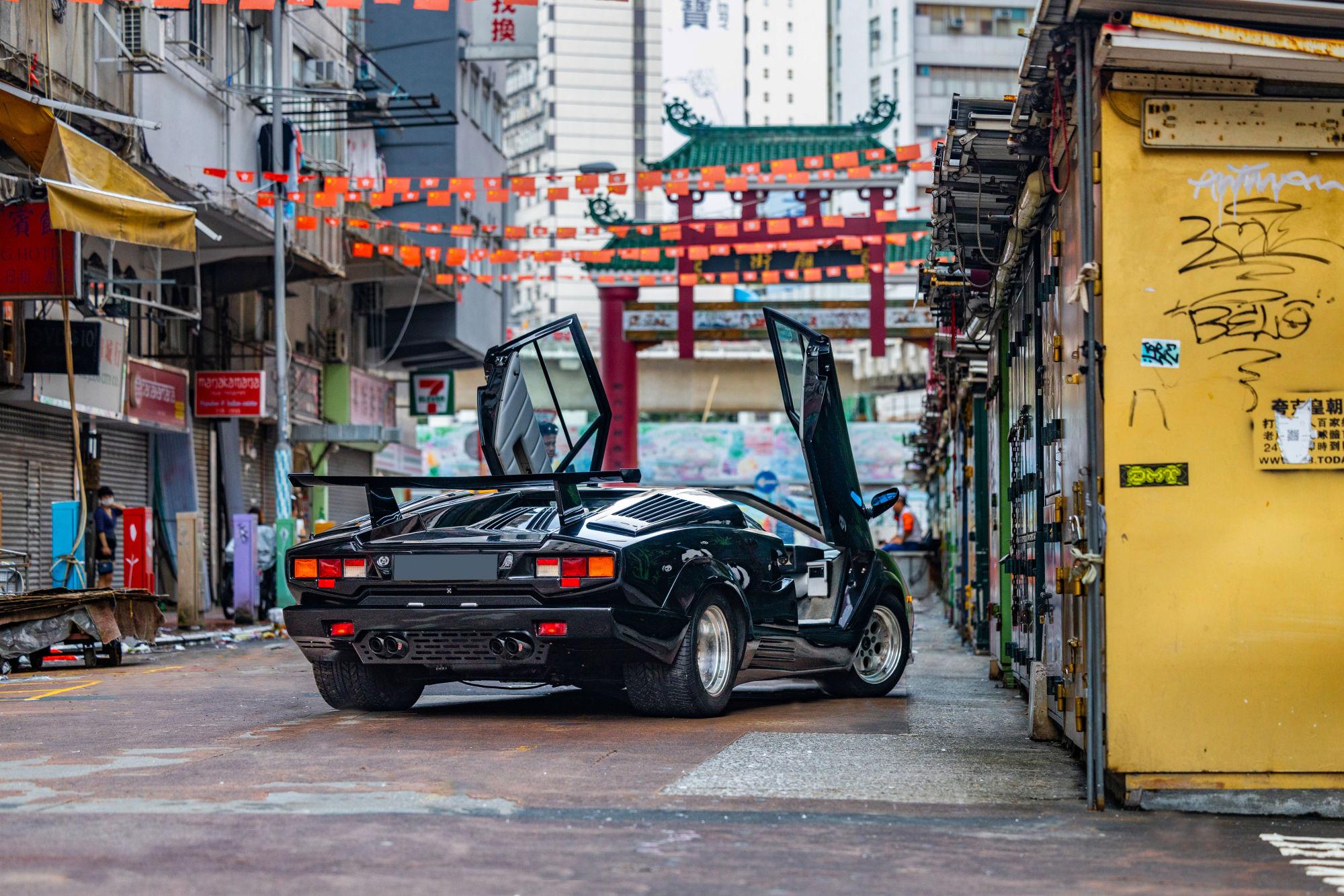 Rare & Immaculate 25th Anniversary Metallic Black Lamborghini Countach ...