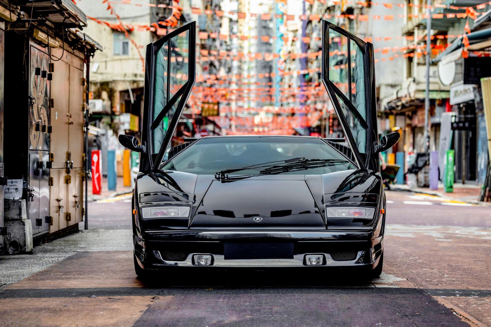 Rare & Immaculate 25th Anniversary Metallic Black Lamborghini Countach ...