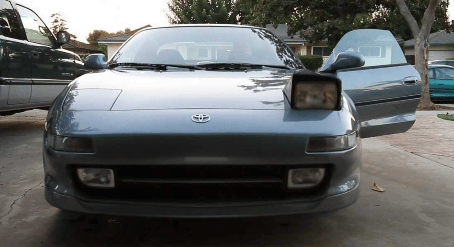 Lamborghini Countach & Iconic Cars With The Best Pop-Up Headlights ...