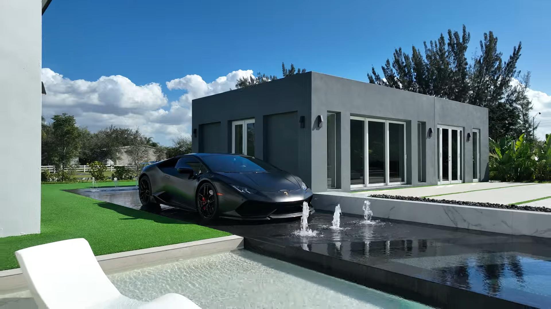 The Lamborghini-Inspired "Lambo Pool" in South Florida Is The Ultimate ...