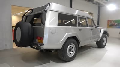 Explore an Unheard-Of Gem: Youtuber Shmee150's Exclusive Walkaround ...