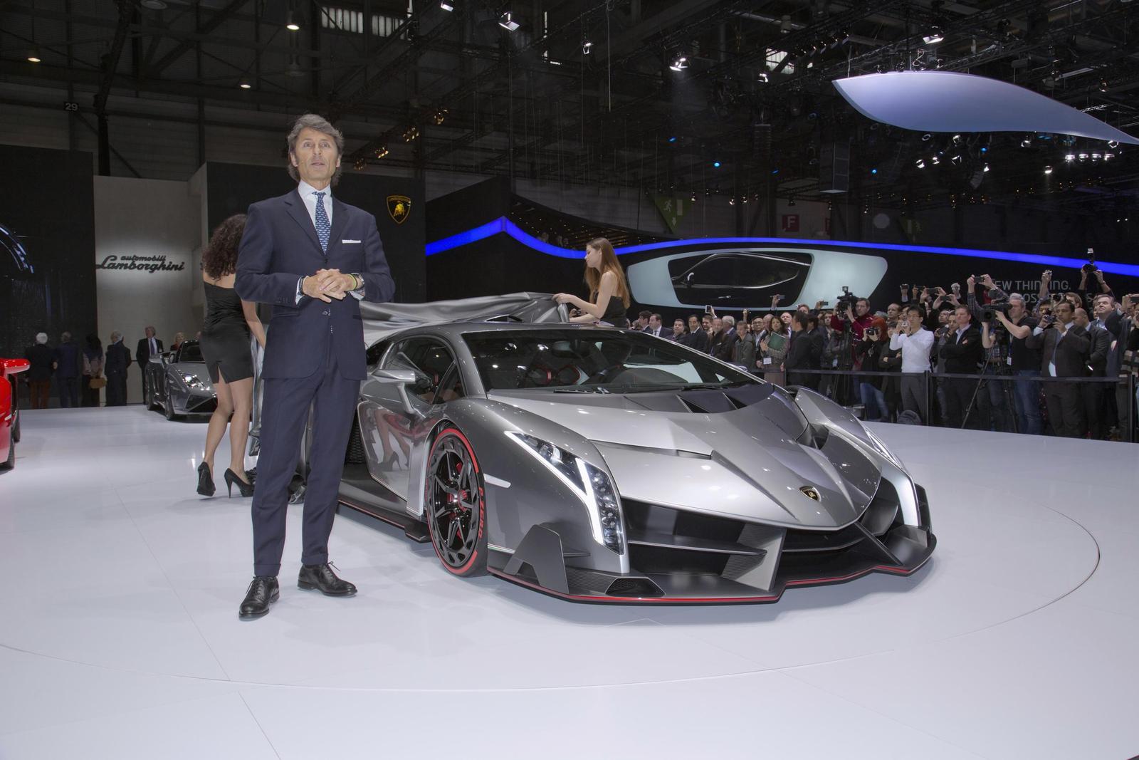 Lamborghini News, Specs, & Model Guides | LamboCARS.com