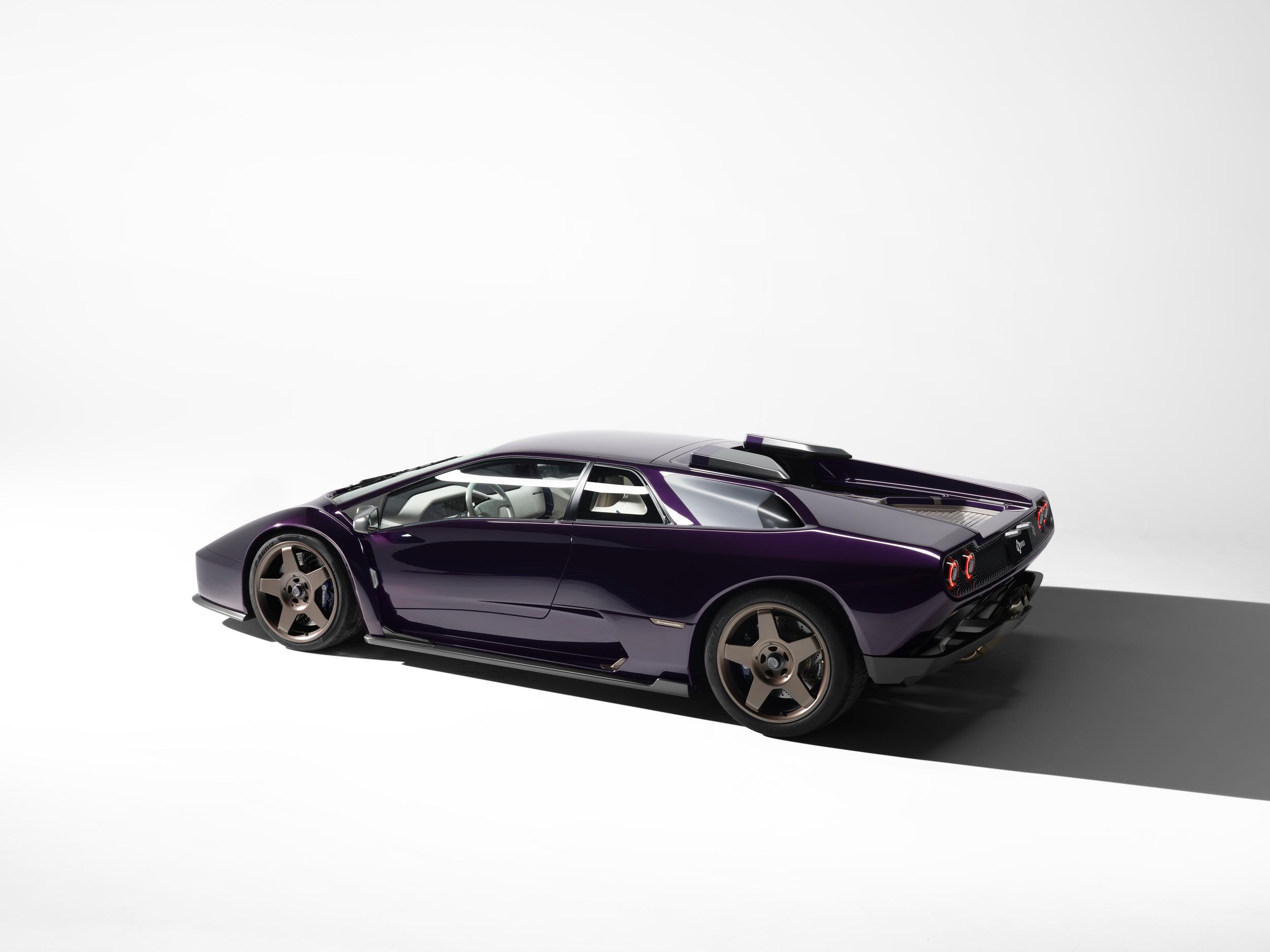 Eccentrica's Lamborghini Diablo V12 Restomod A Rare Fusion of '90s Soul ...